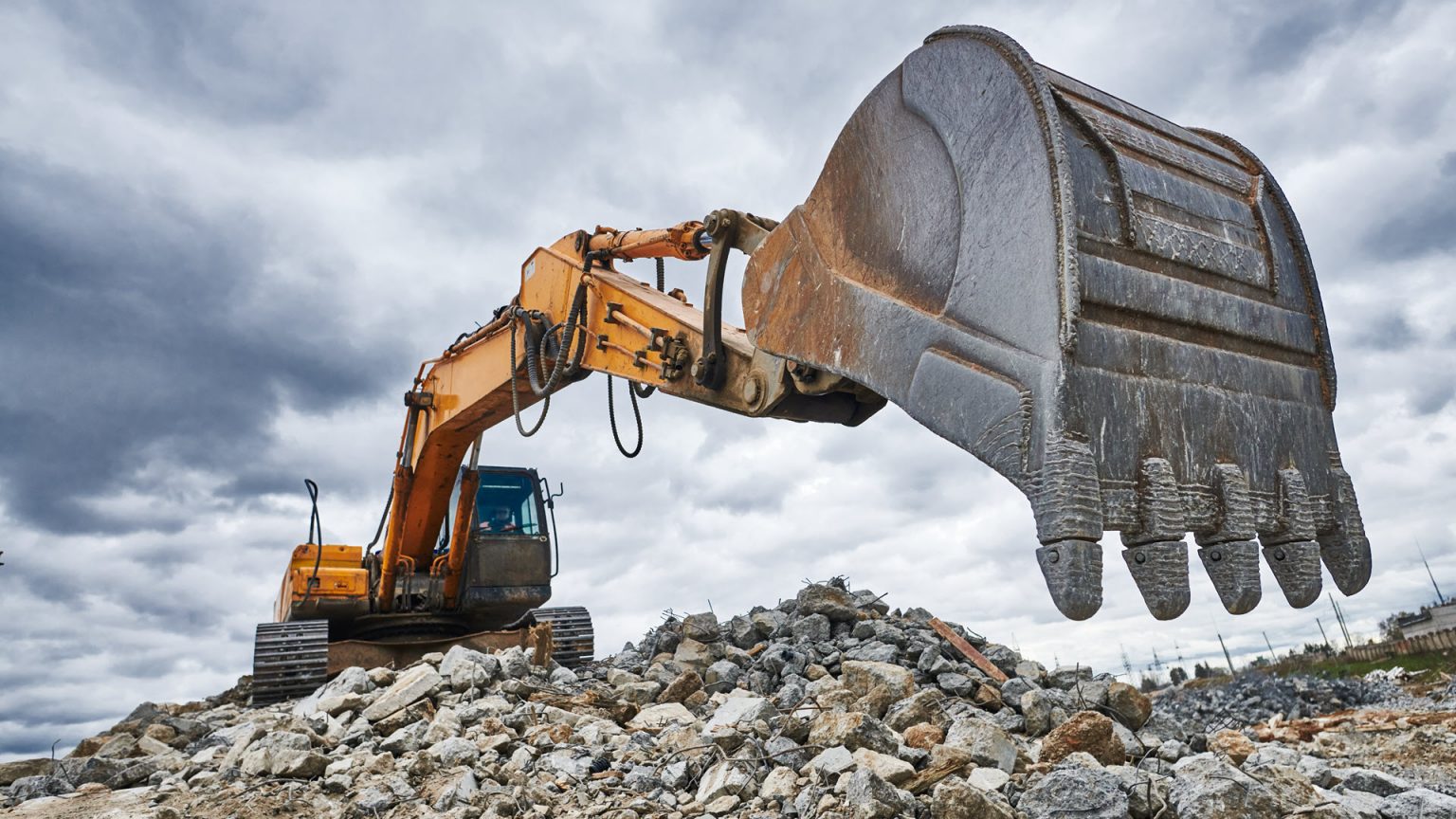 Chart of the Day: Caterpillar’s High Basing Pattern | Market Insights